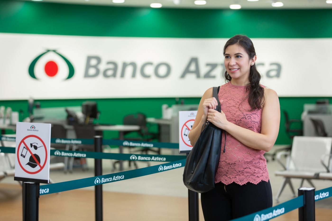 Fotografía Corporativa / Elektra y Banco Azteca - Teran Studios